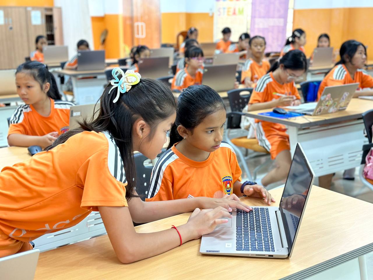 សកម្មភាពក្លឹប Technovation Girls - សាលាឌីជីថល